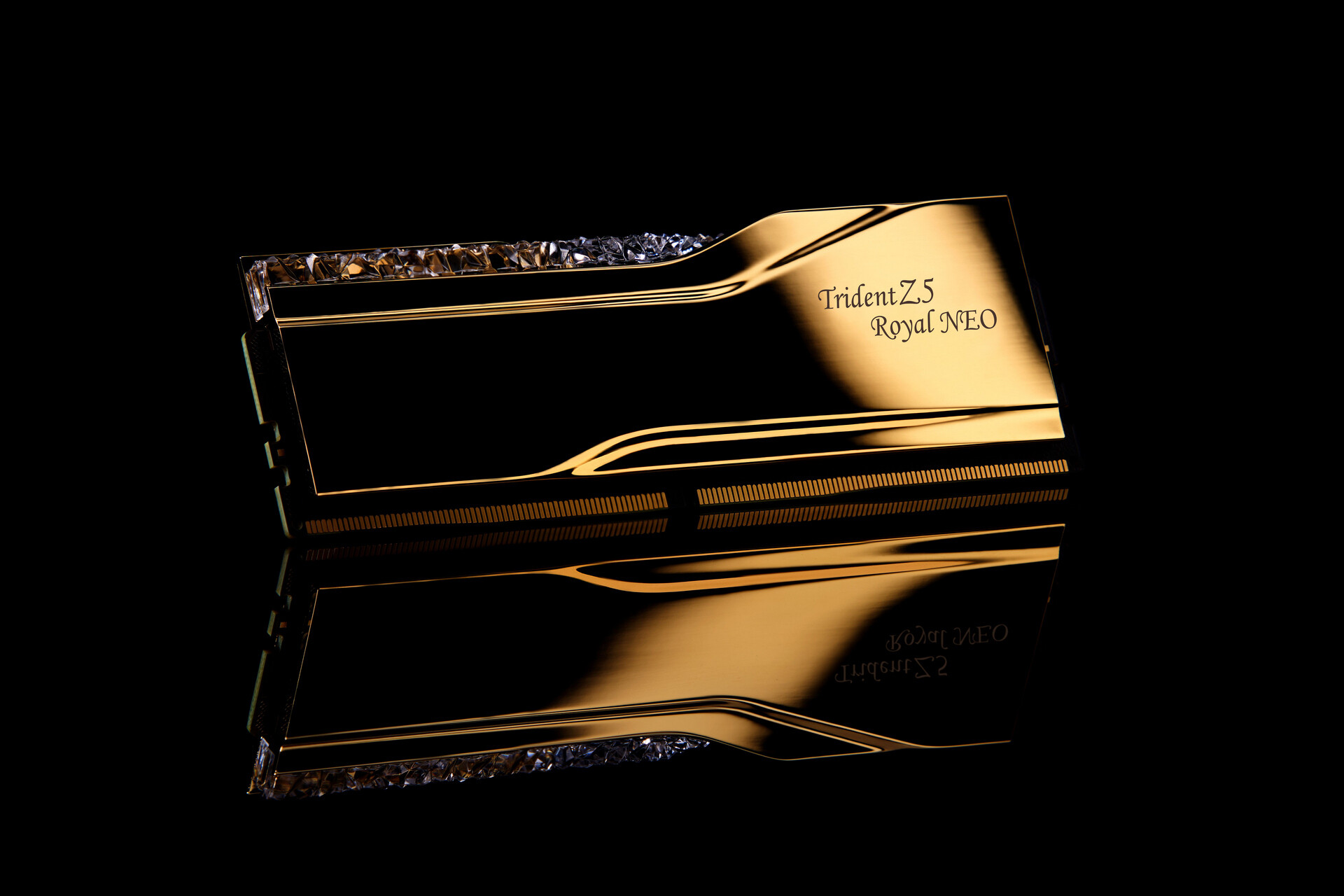 G.Skill, Trident Z5 Royal Neo 메모리 공개: DDR5-8000 RAM으로 Zen 5 PC에 왕관을 씌우다 - DVDPrime