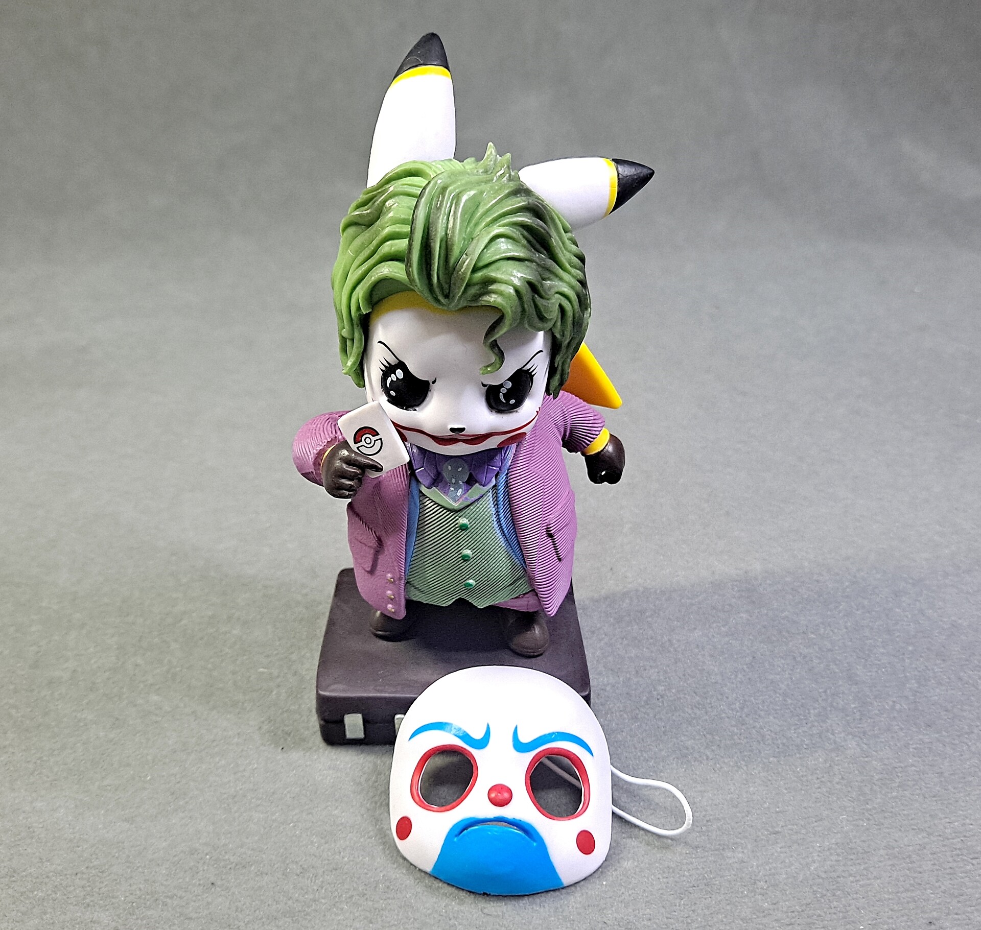 피카츄 조커 피규어 - DVDPrime