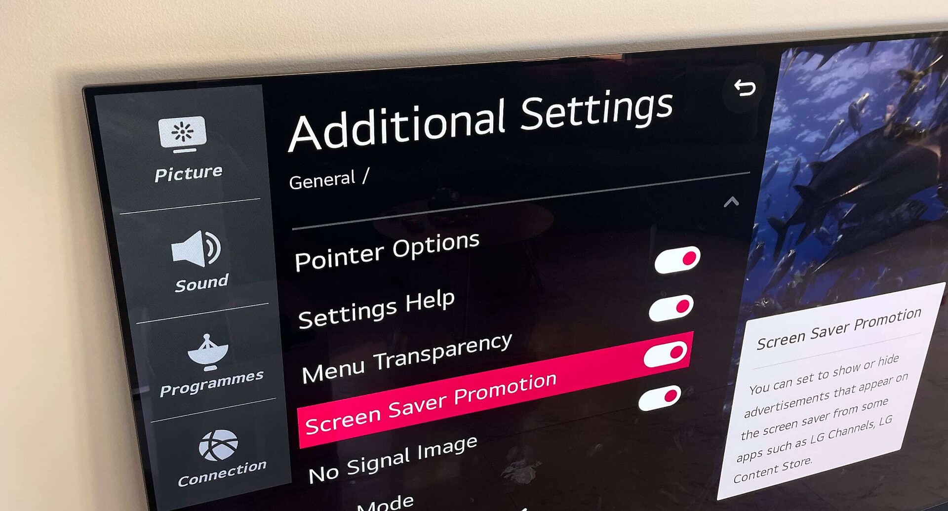 LG, 구형 OLED TV에 스크린세이버 광고 확대 - DVDPrime