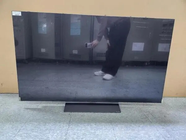 삼성, LG의 2025년 첫 신형 OLED TV 실물 및 정보 유출: 삼성 83인치 QD-OLED TV 출시 : 클리앙