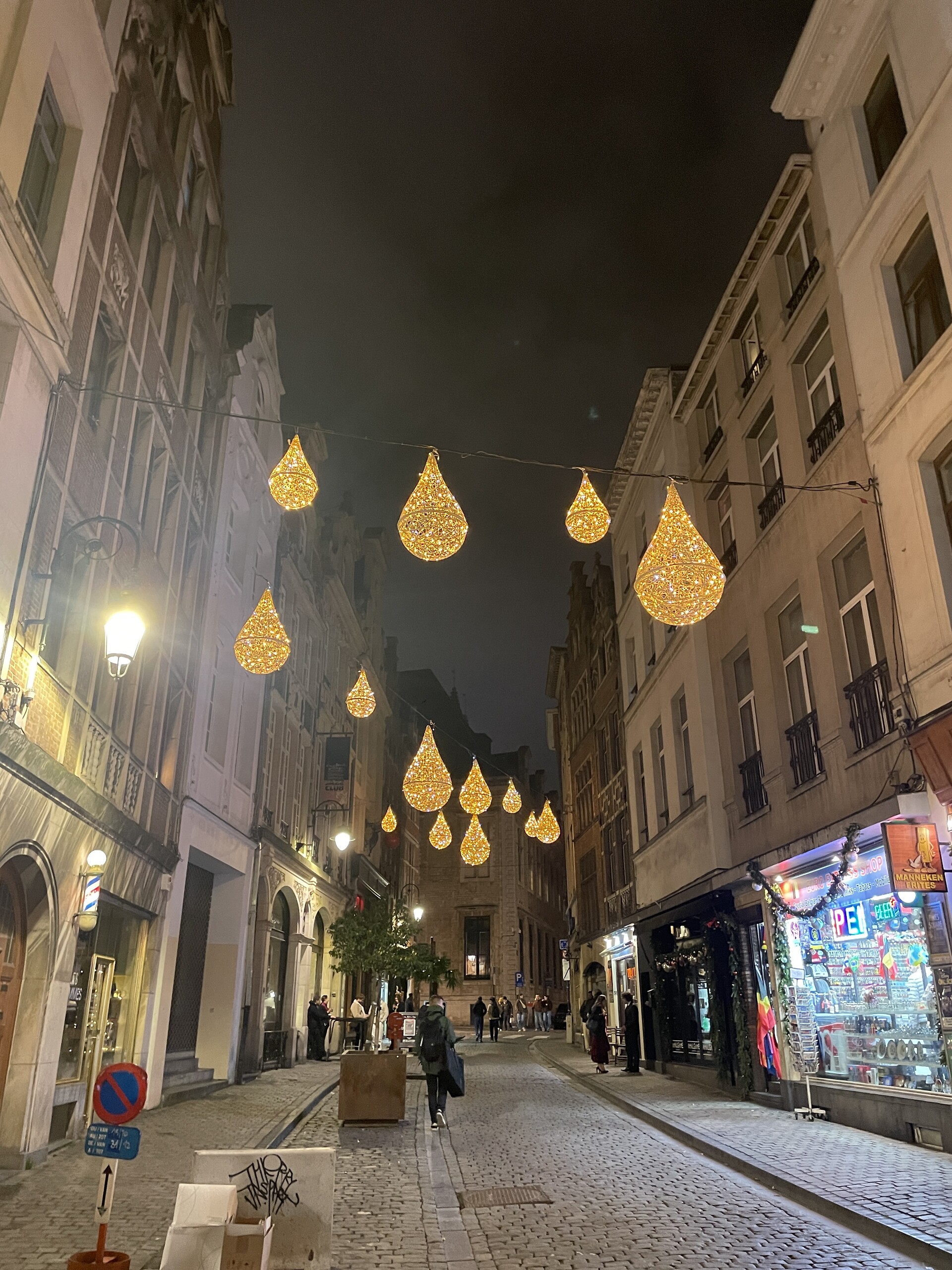 유럽 출장중입니다. - DVDPrime