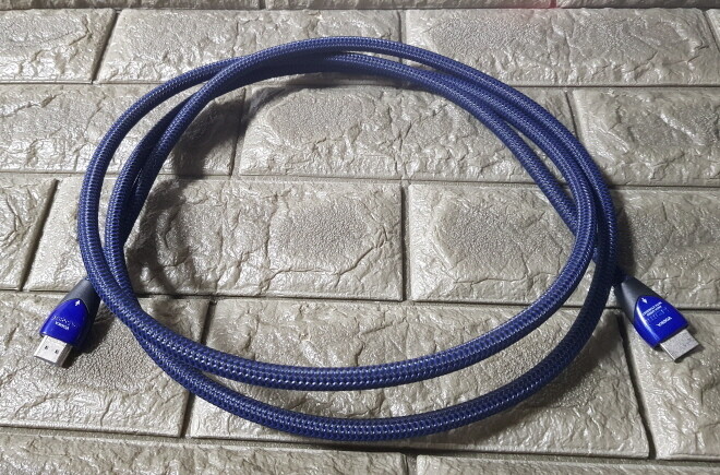 오디오퀘스트 보드카 2m HDMI 케이블 (i2s)팝니다. - DPrime