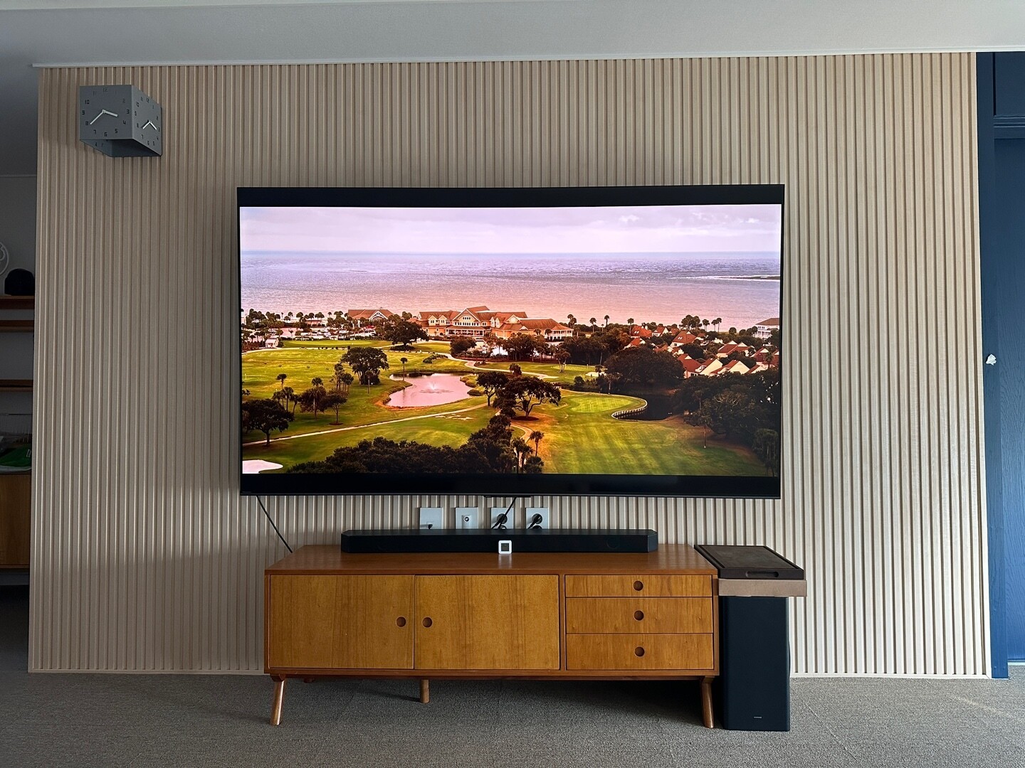 어제 쿠팡발 85u7n 설치 소감(?) - DVDPrime