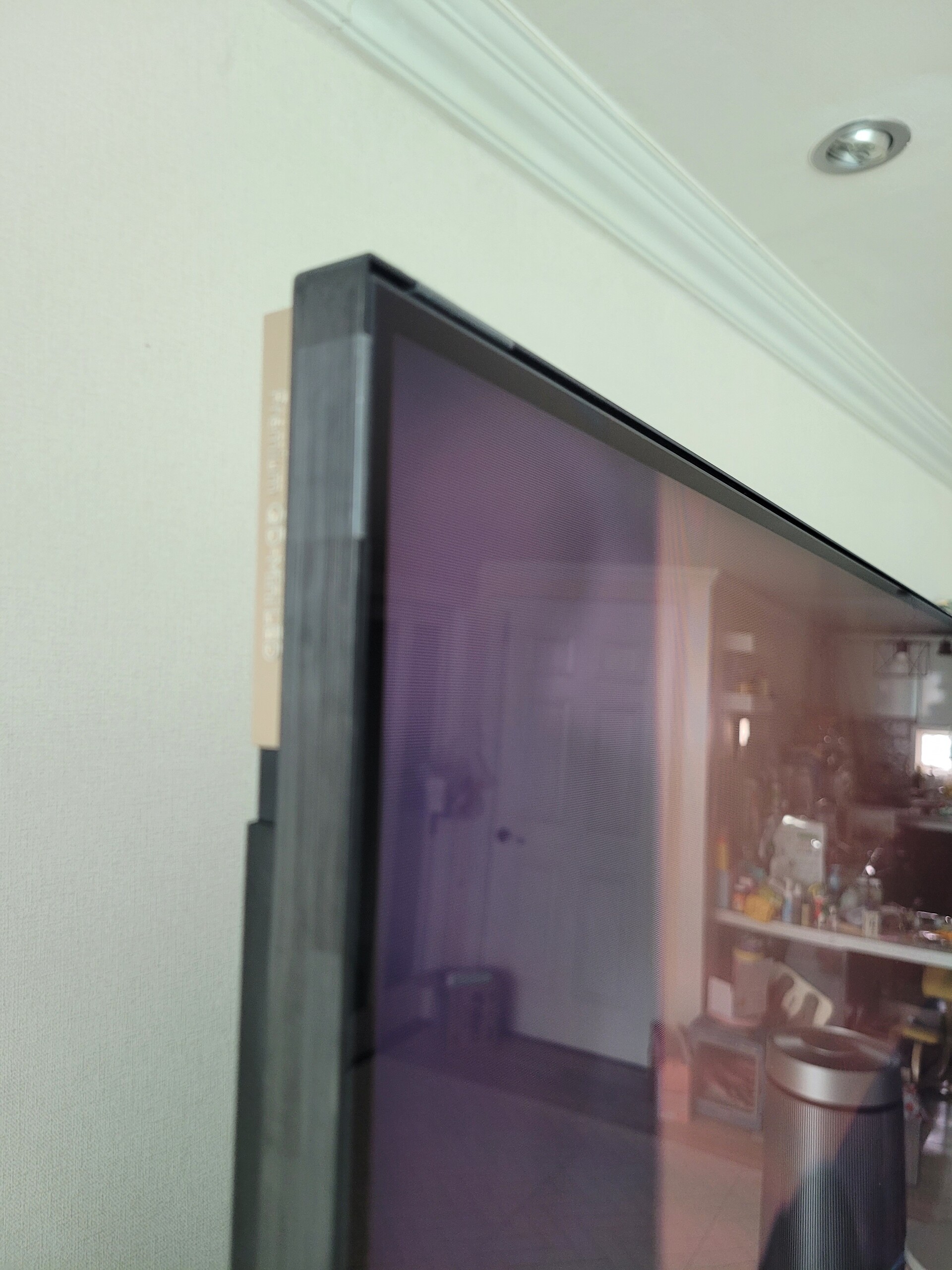 Tcl 85x955 필름 때도되는 걸까요?? - DPrime