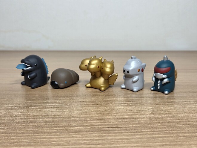 [가챠퐁] 고질라와 친구들, 애니멀스 어깨큥, 포켓몬 집에서 뒹굴 Vol/5 - DVDPrime