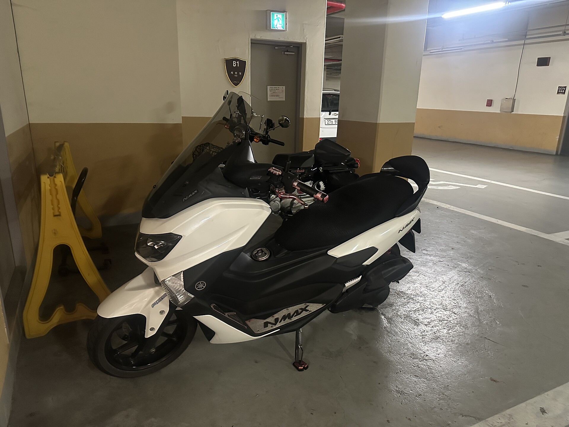 헬멧색상 추천 부탁드립니다 - DVDPrime