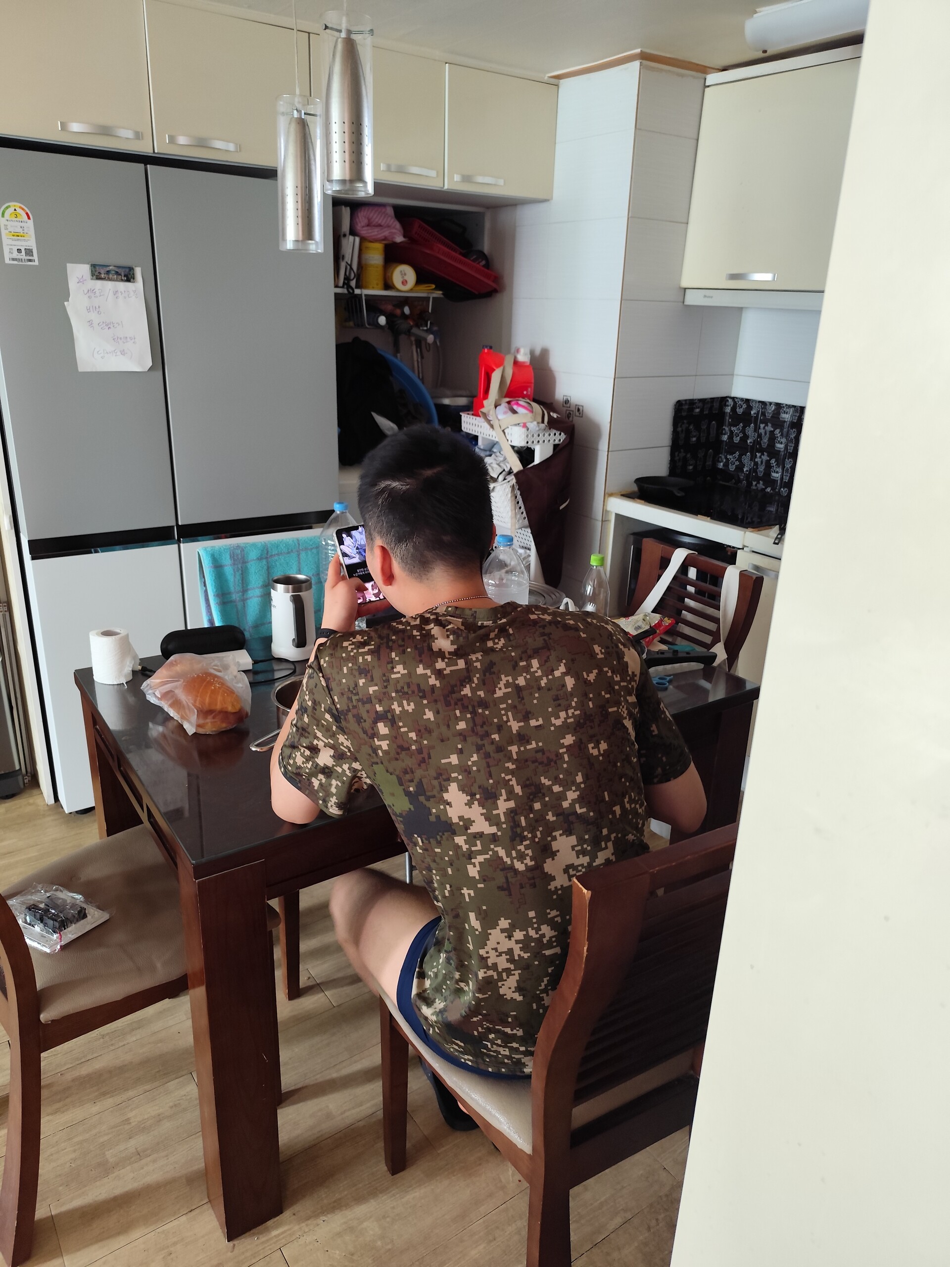 아침부터 돈지랄했네요. - DVDPrime