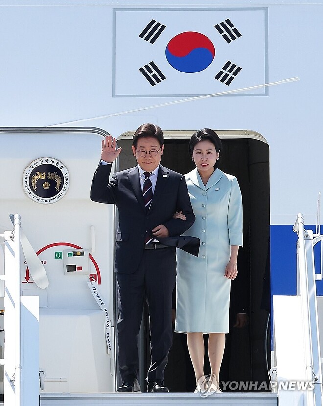 이재명 대통령, G7 정상회의 도착 인사 - DVDPrime