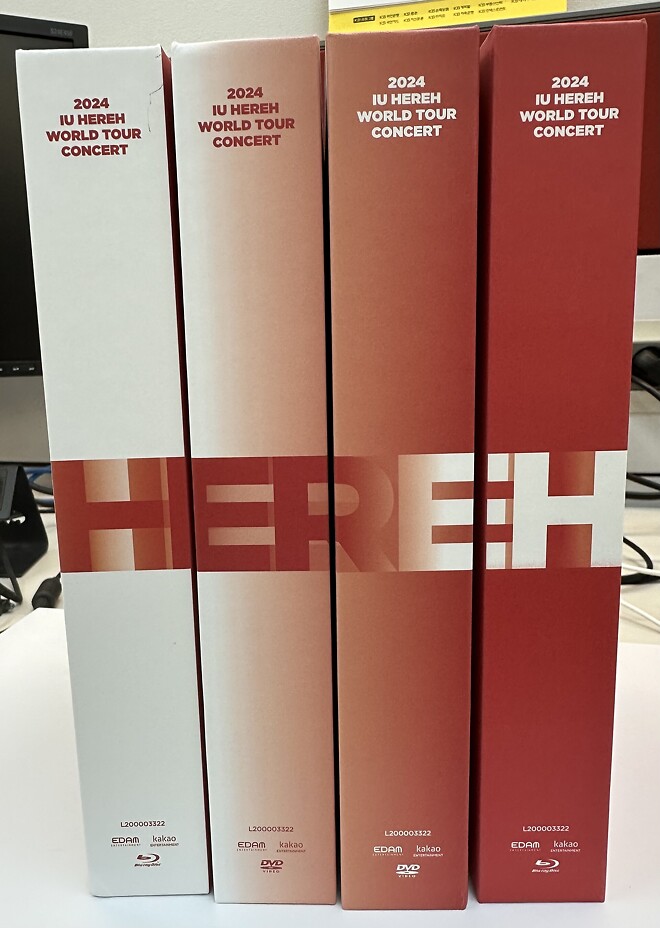 아이유 블루레이 교환품 받았습니다. - DVDPrime