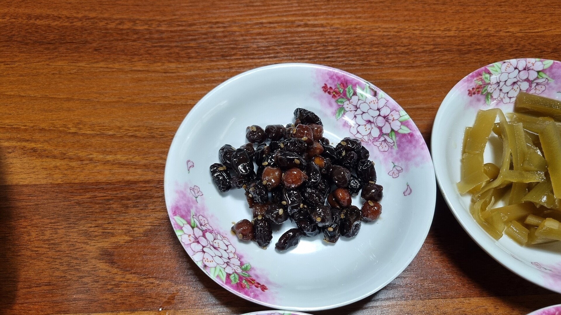 날은 덥고.... - DVDPrime