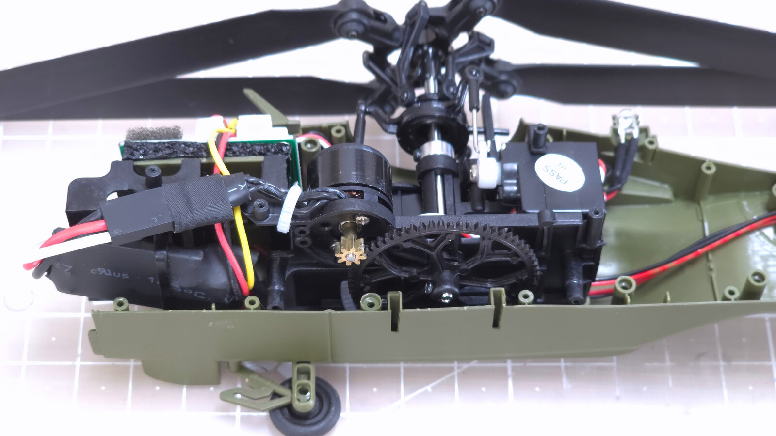 XK K170 UH-60L BLACK HAWK 무선조종 블랙호크 헬리콥터 - DVDPrime 프라임차한잔 게시판