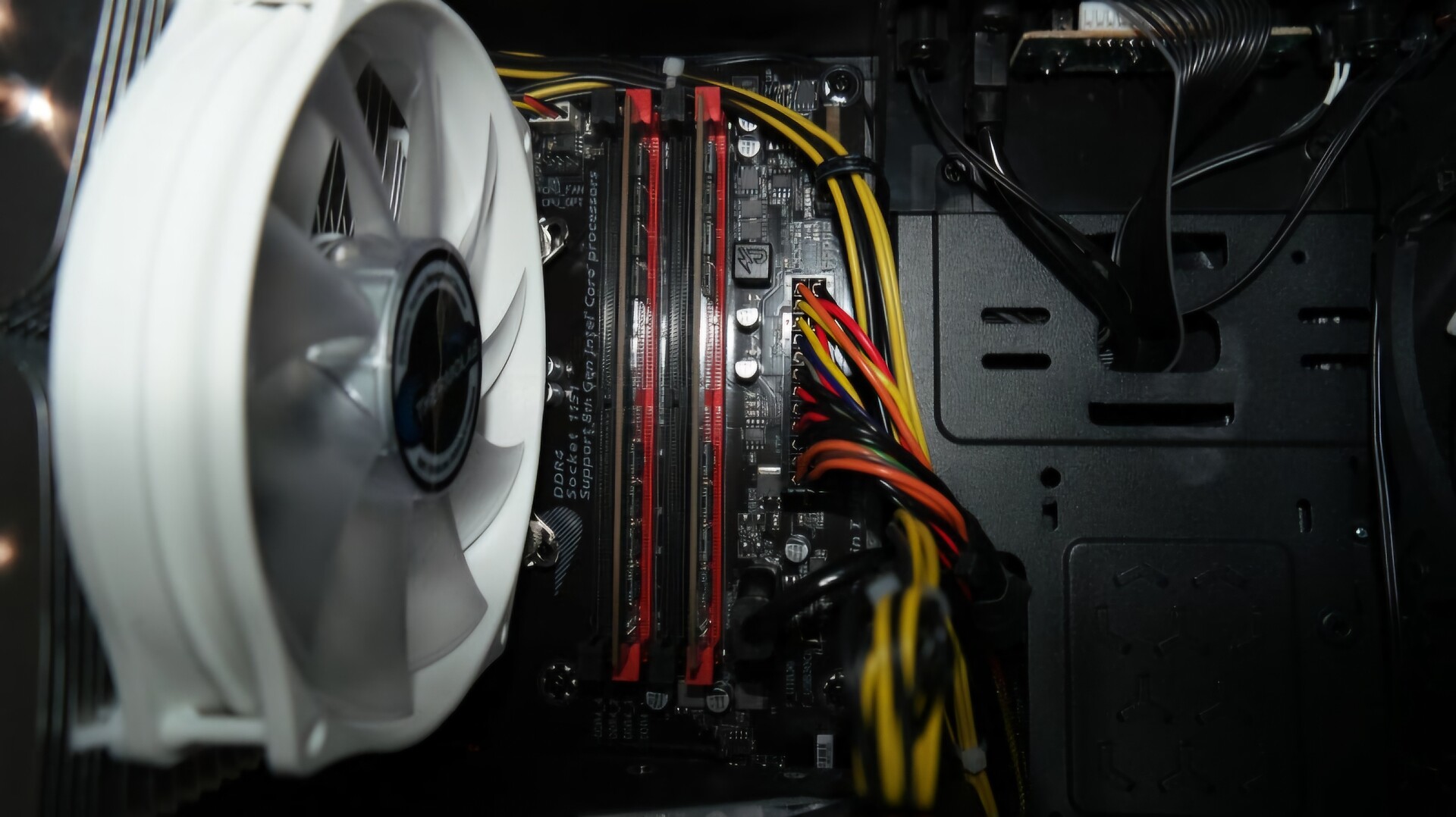 i7 8700k 지포스 1080ti 조립컴 pc 판매 합니다 - DVDPrime