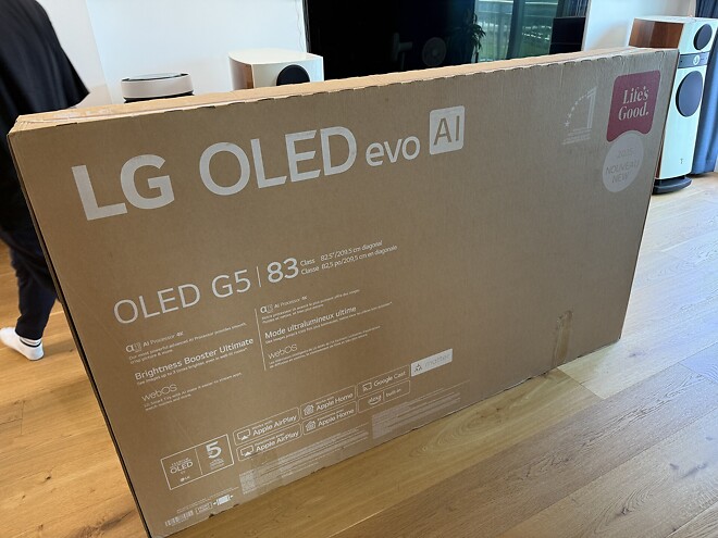 두둥~ 오늘 설치배송 받았습니다. (LG OLED83G5) - DVDPrime TV‧모니터 게시판