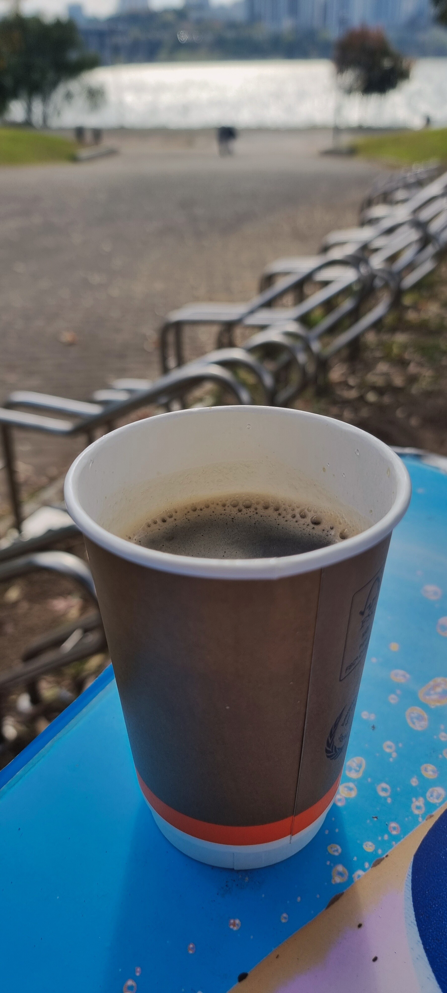 오늘자 한강 커피.jpg - DVDPrime