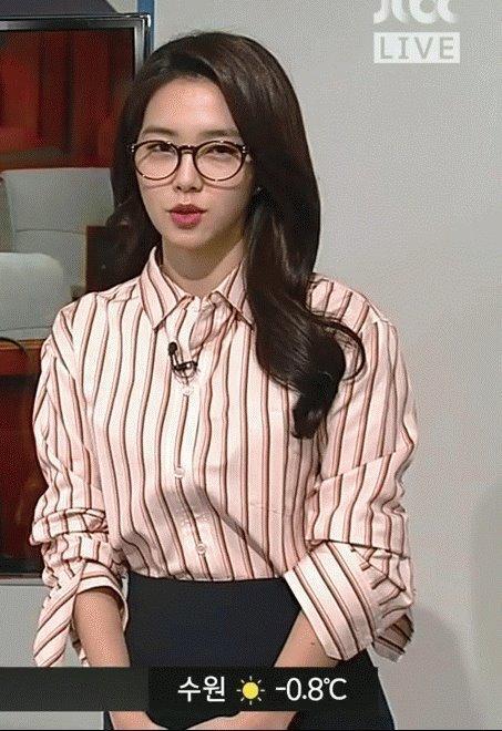 오늘자 JTBC 강지영 아나운서.jpg - DVDPrime