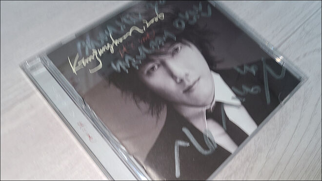 아이유 친필싸인판 CD판매합니다.(IU 2ND MINI ALBUM) - DPrime