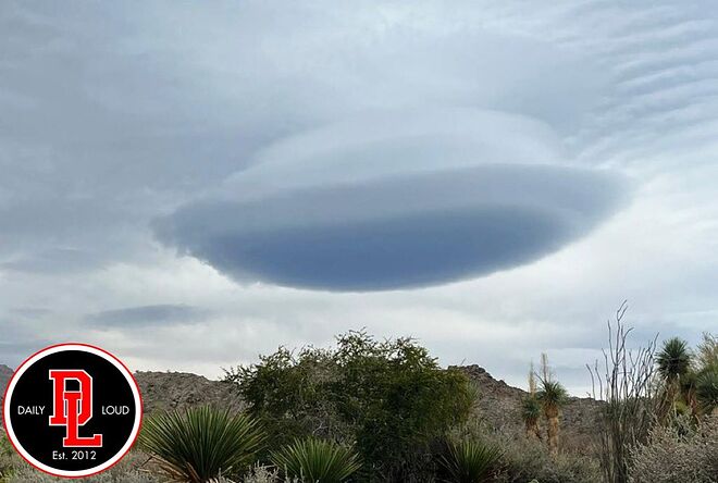 미국에서 포착된 [놉] UFO 형태의 구름 - DPrime