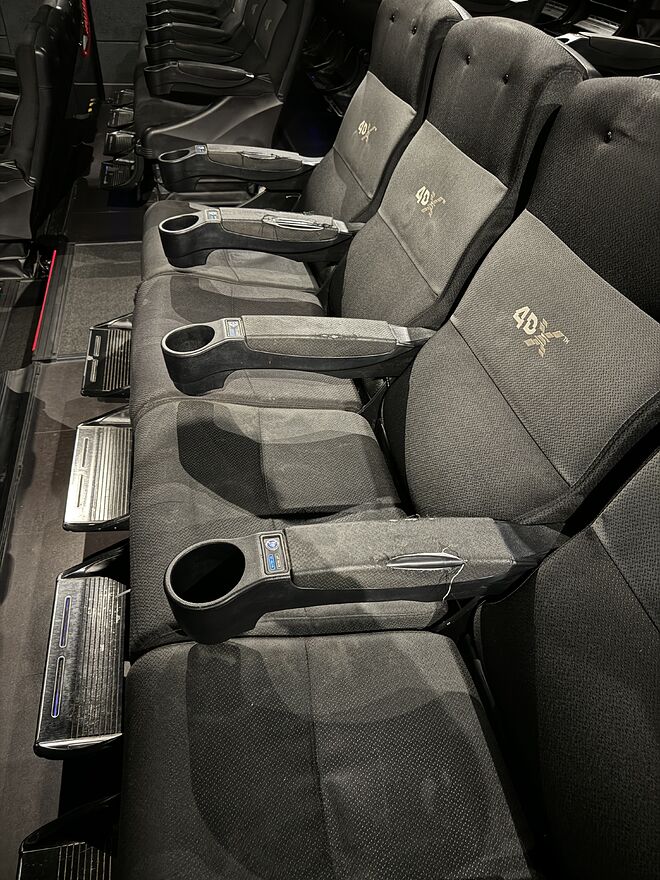 더 마블스 - CGV 여의도 4DX - DPrime