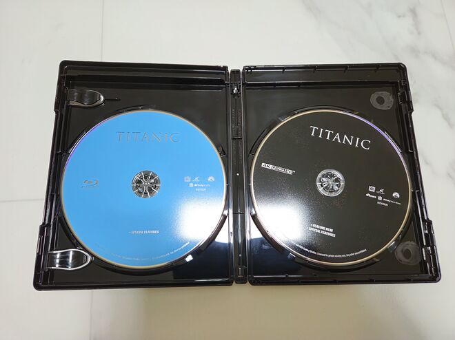 4K 블루레이 까보기 + 3D/2D 구판 비교 - DVDPrime