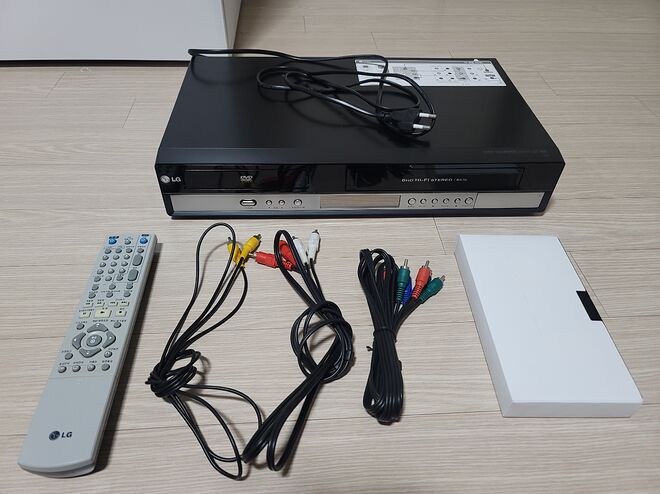 LG V381 DVD+VTR콤보, 디오닉 LED 미러 멀티 냉장고 4L - DVDPrime