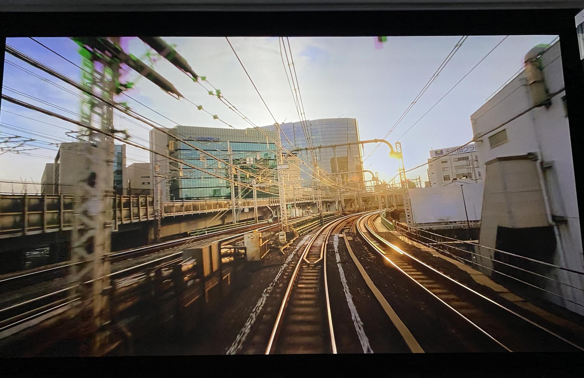 [Train Night View] 4K HDR - DVDPrime