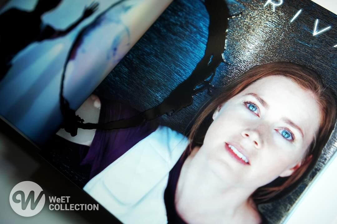 위트콜렉션 컨택트(Arrival) 실물샷 (렌티큘러 케이스 뒷면 - A2 - A1) - DVDPrime