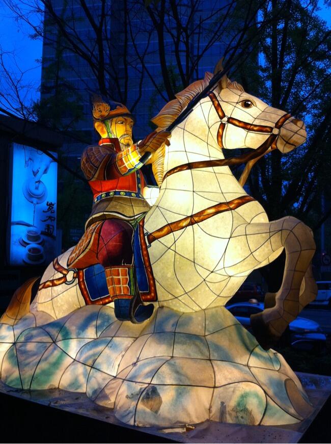 [DPⓘ] 조계사에 잠시 나왔네요 - DVDPrime