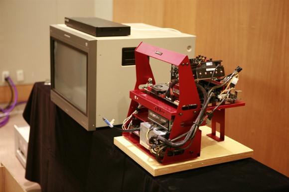 [PC-Fi] 오디오쇼에 출품된 흔한 HTPC - DVDPrime