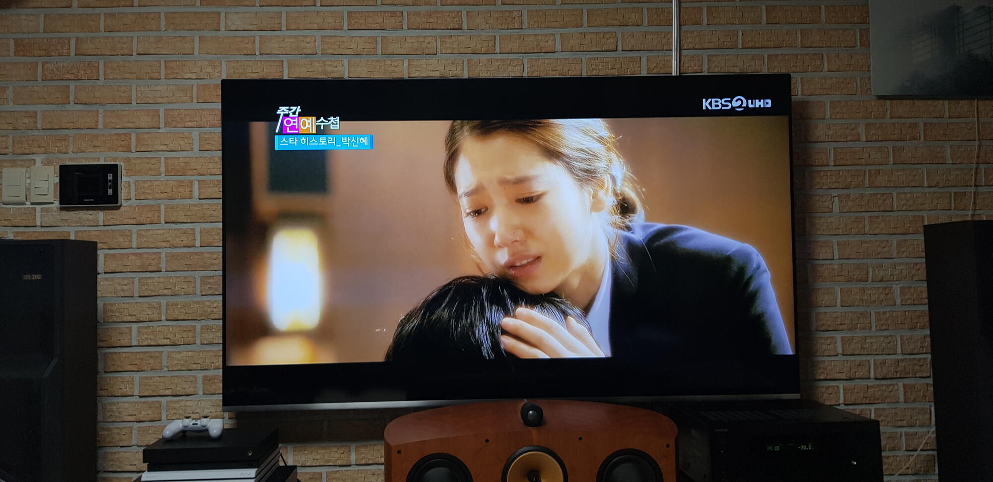 삼성 UHD TV 와 LG 지상파 UHD 셋탑 테라베이 분배기 - DPrime