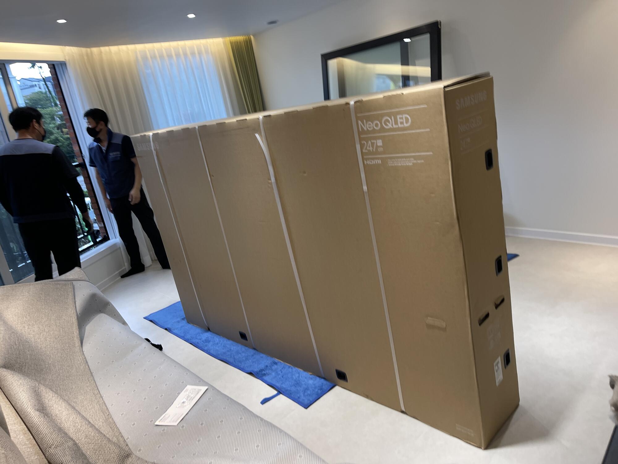 98인치 설치하였습니다. - DVDPrime