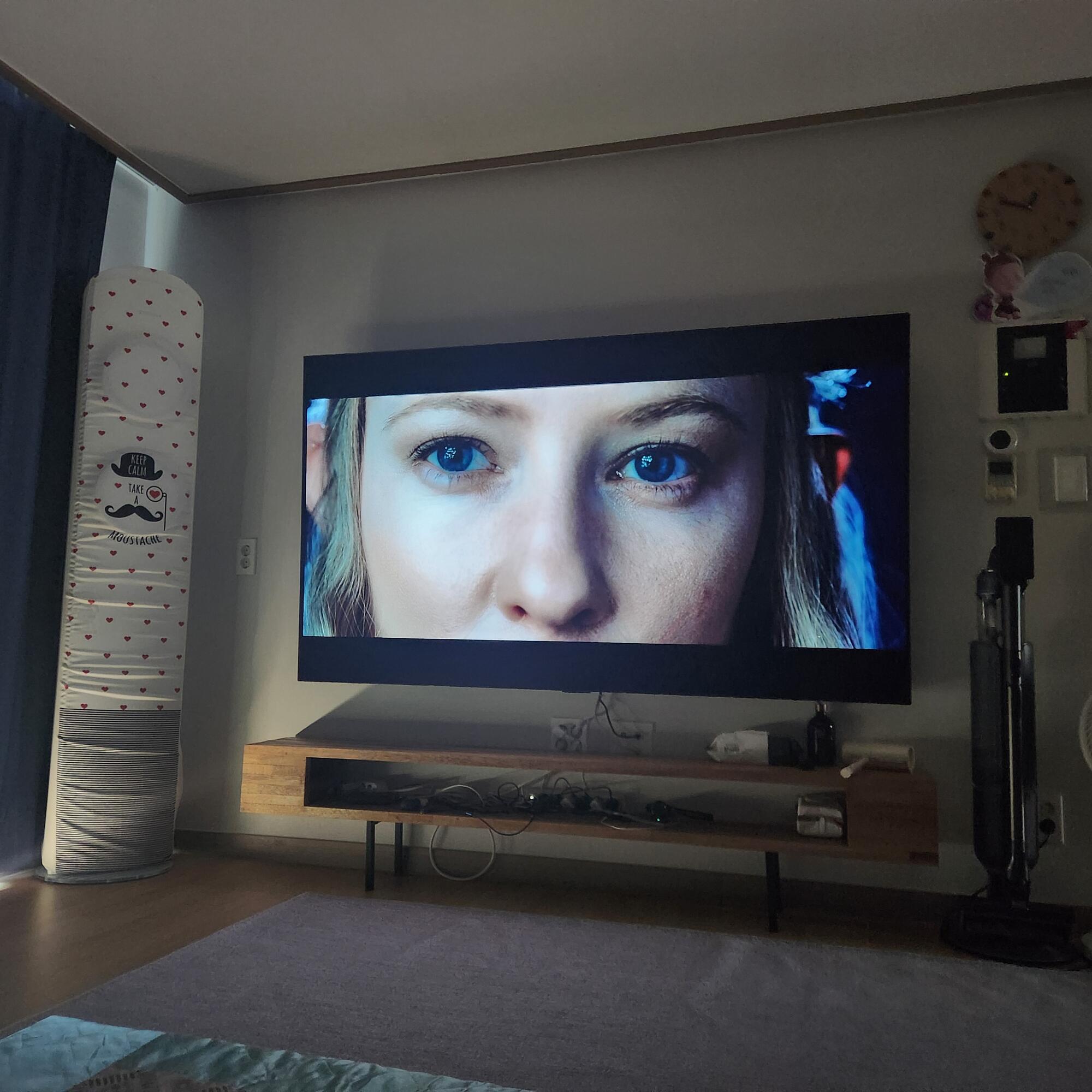 OLED83C2K 힘의반지 재밋네요 - DVDPrime