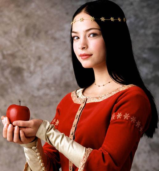 탑건 매버릭의 풋볼 장면 - DVDPrime