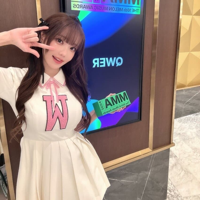 MMA 2024 핫트랜드상 수상 그룹 QWER - MANIA