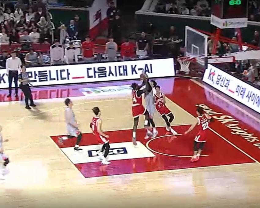 오늘 이우석은 스텟도 활약도 다 좋았지만 - 매니아 커뮤니티 KBL 게시판