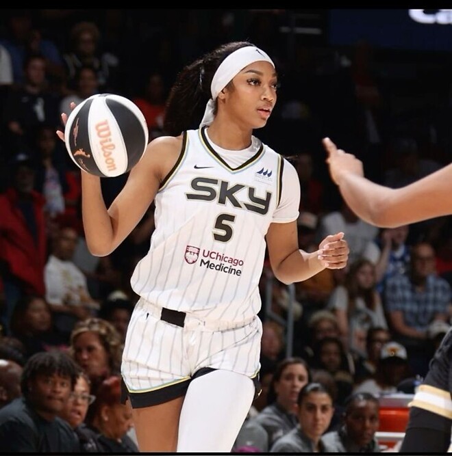 케이틀린 클락의 라이벌 엔젤 리스 예쁜가요? TXT - MANIA