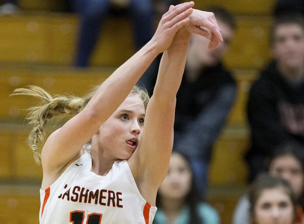 케이틀린 클락의 라이벌 엔젤 리스 예쁜가요? TXT - MANIA