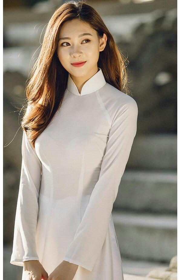 아오자이 복장 처자들 - MANIA