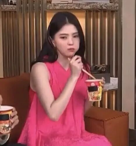 한소희가 뽑은 가장 사랑하는 음식 - MANIA