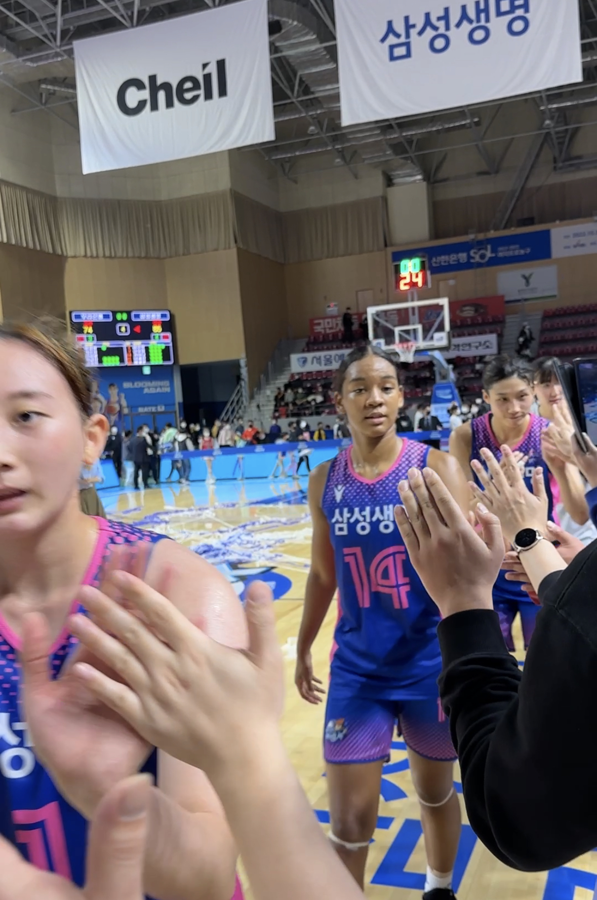 난생 처음 wkbl 직관했는데 - MANIA