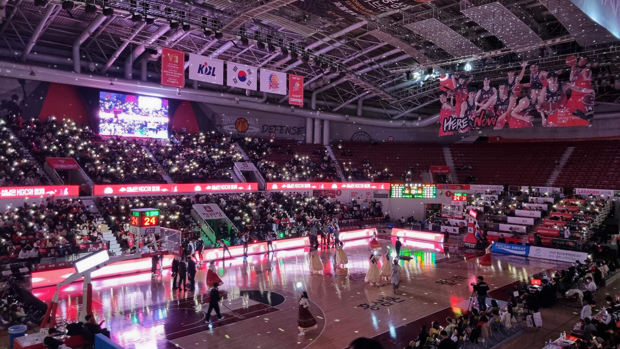 은희석 슬퍼보이네요... - MANIA