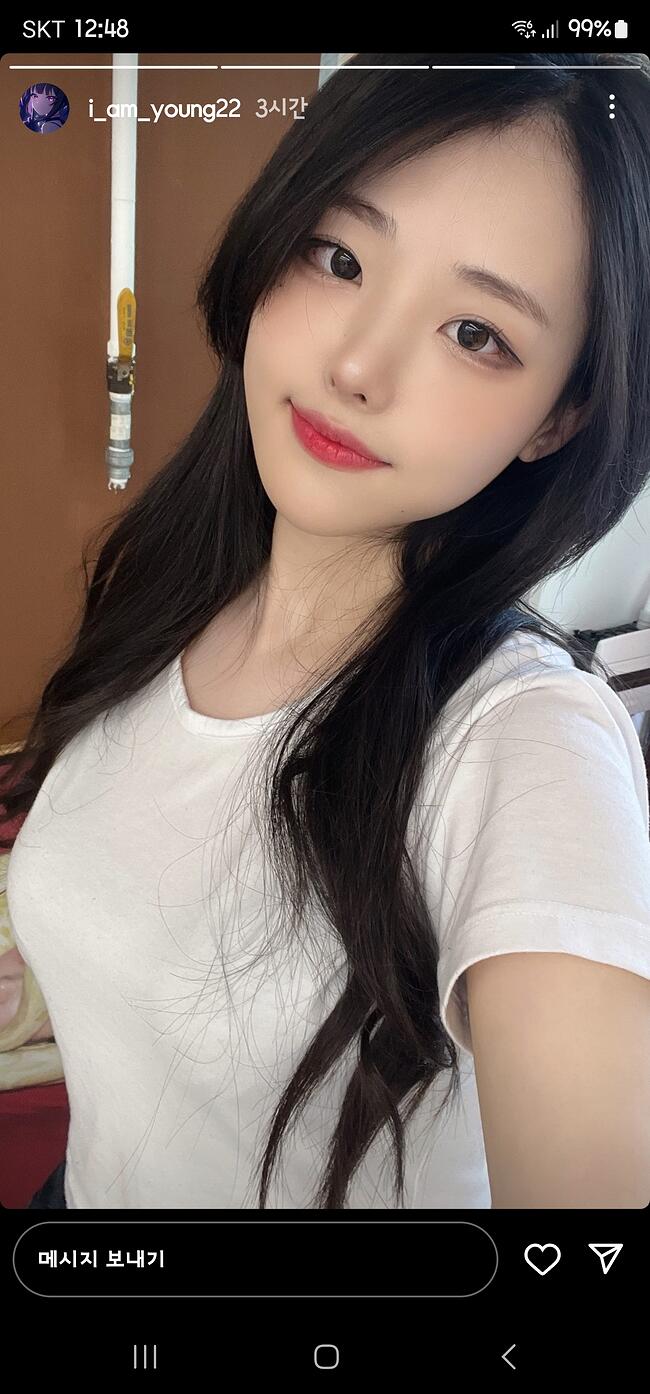 QWER 히나.JPG - 세리에매니아